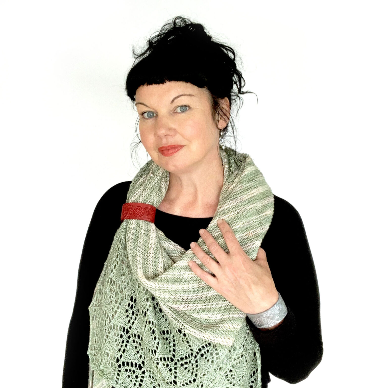Win an AMBAH shawl cuff – Ambah